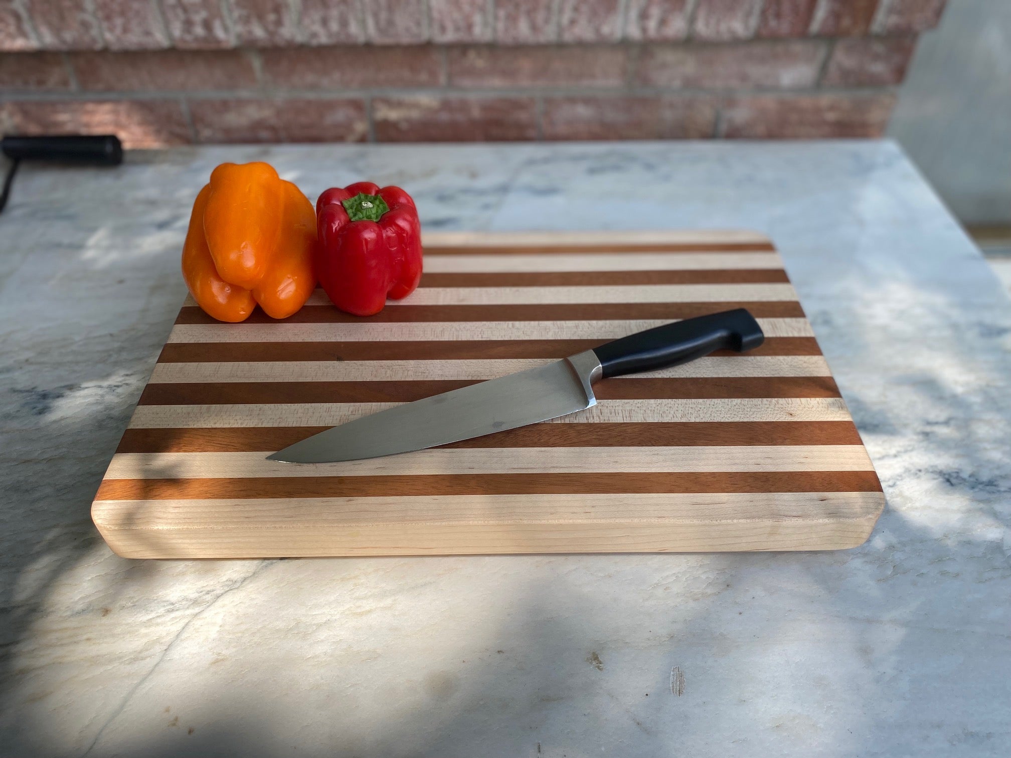 Horizontal Stripe Board – Grain Cutting Boards